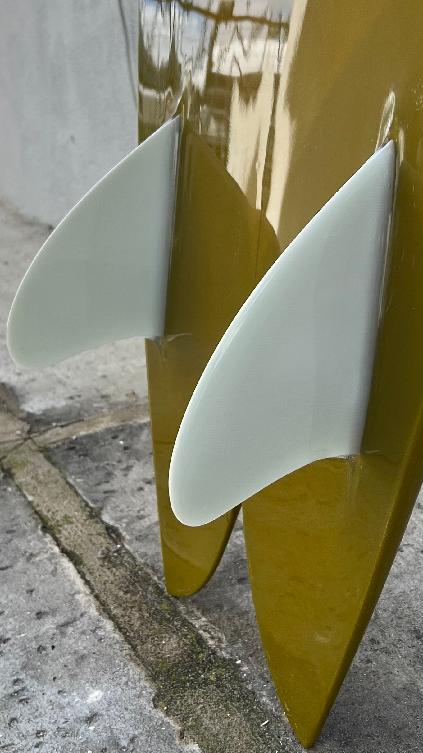 Flat Deck Rotten Keel – The Surfboard Collective